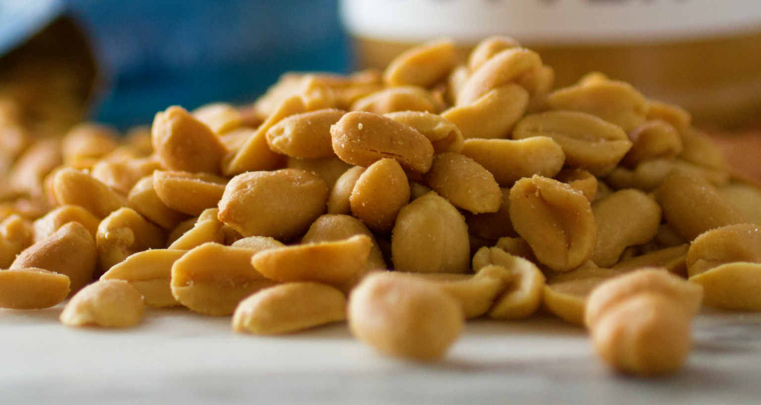 Explaining allergy advice on mustard ingredients contaminated with ...